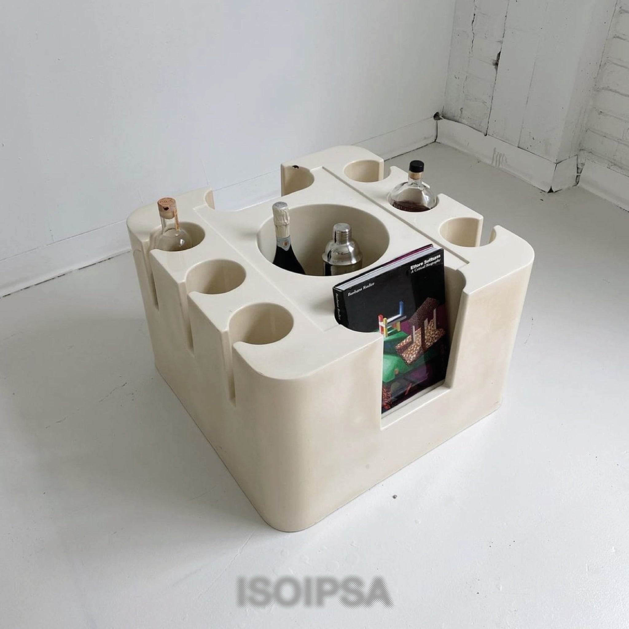 Bacco Bar Side Table – isoipsa