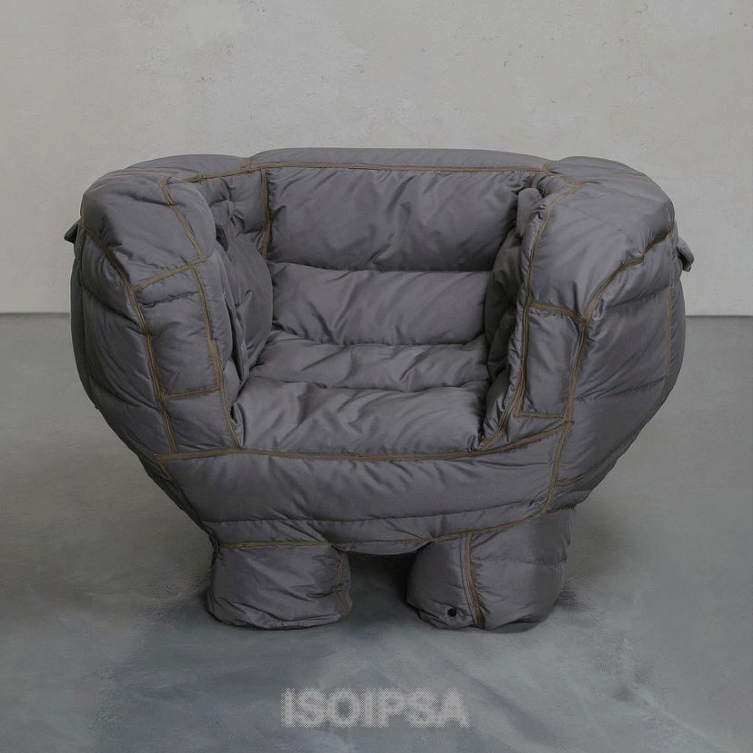 Padded Armchair – isoipsa