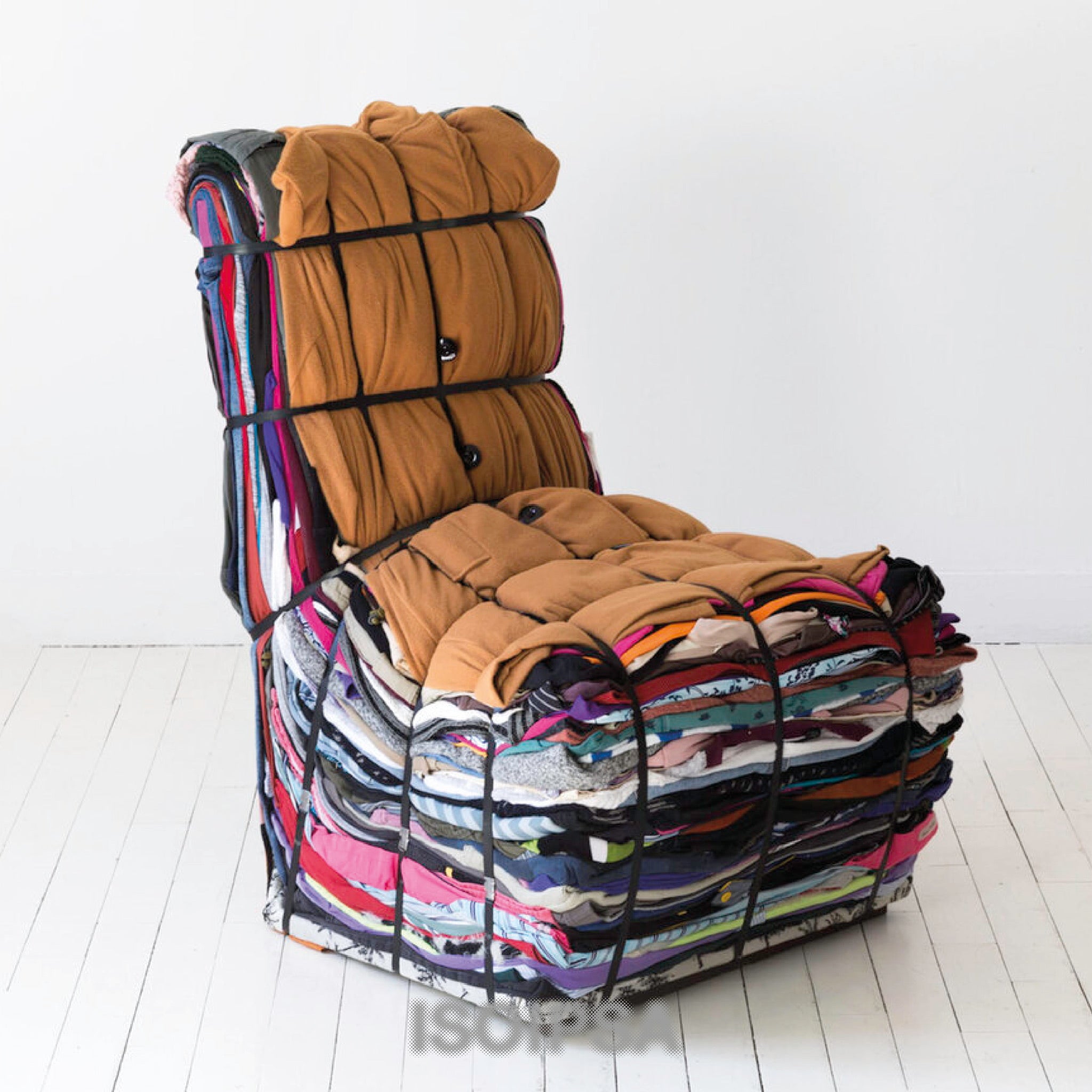 Rag chair – isoipsa
